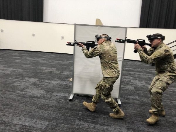 A First Look at the US Military’s Combat-Ready HoloLens 2 AR Glasses ...