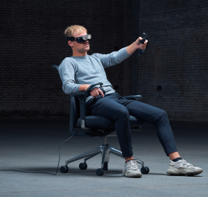 Bigscreen’s Beyond Ultra-Compact SteamVR Headset Goes into Production ...